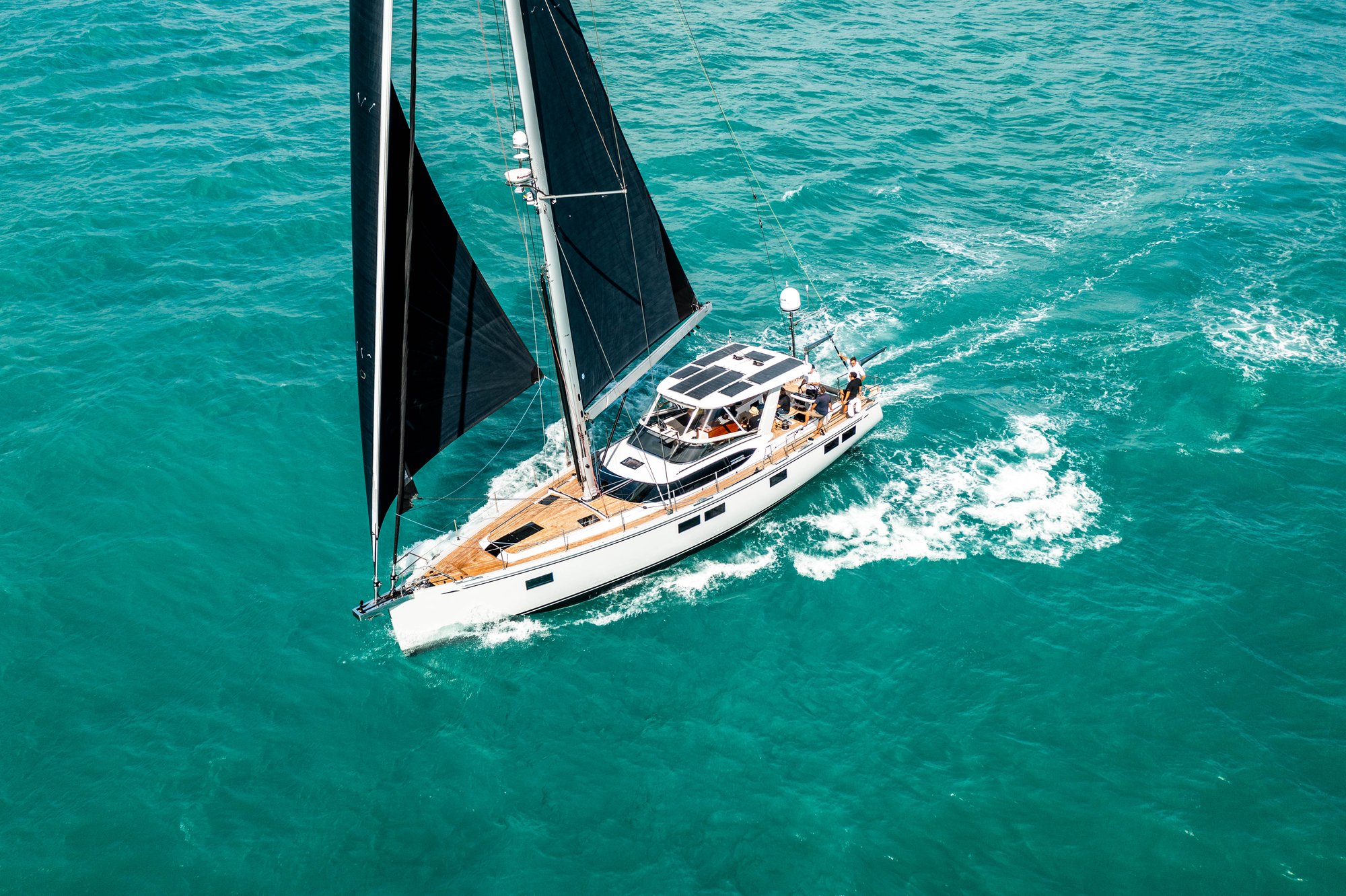 Specializing in Luxury Sail and Motor Yachts | David Walters Yachts
